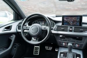 White Audi A6 2015 in Vilnius, with an engine capacity of 2.97 L and mileage of 200 thousand km for 18500 €, photo 32 on AUTOMOTO.COM.LV