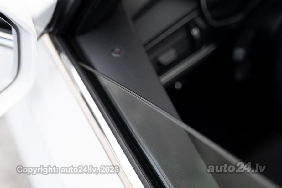 White Audi A6 2015 in Tallinn, with an engine capacity of 2.00 L and mileage of 260 thousand km for 10590 €, photo 26 on AUTOMOTO.COM.LV