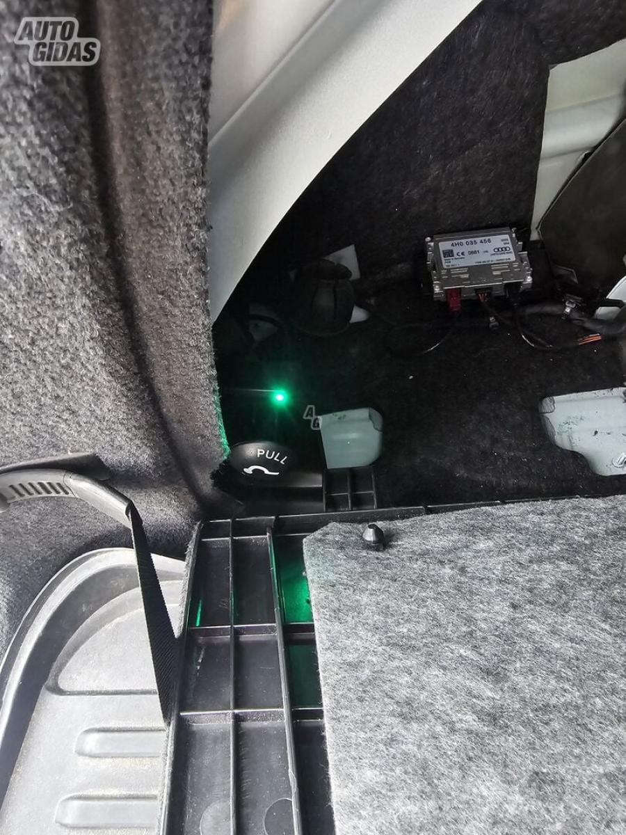 Balts Audi A6 2015 Viļņa, ar dzinēja tilpumu 2.00 L un nobraukumu 240 tūkst. km par 10999 €, foto 21 vietnē AUTOMOTO.COM.LV