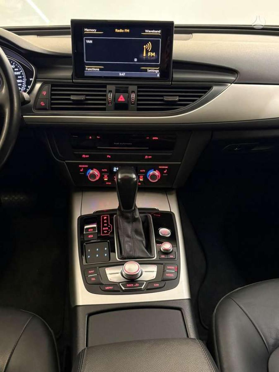 White Audi A6 2016 in Marijampole, with an engine capacity of 2.97 L and mileage of 277 thousand km for 11650 €, photo 18 on AUTOMOTO.COM.LV