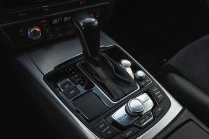 Balts Audi A6 2016 Ventspils, ar dzinēja tilpumu 2.00 L un nobraukumu 212 tūkst. km par 14650 €, foto 28 vietnē AUTOMOTO.COM.LV