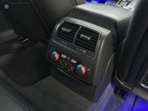 White Audi A6 2017 in Vilnius, with an engine capacity of 3.00 L and mileage of 178 thousand km for 18650 €, photo 17 on AUTOMOTO.COM.LV