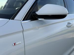 White Audi A6 2017 in Panevezys, with an engine capacity of 2.00 L and mileage of 317 thousand km for 12650 €, photo 13 on AUTOMOTO.COM.LV