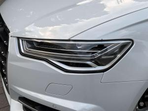 White Audi A6 2018 in Prienai, with an engine capacity of 2.00 L and mileage of 263 thousand km for 15700 €, photo 36 on AUTOMOTO.COM.LV