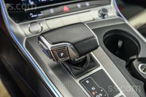 White Audi A6 2019 in Riga, with an engine capacity of 3.00 L and mileage of 234 thousand km for 32800 €, photo 27 on AUTOMOTO.COM.LV