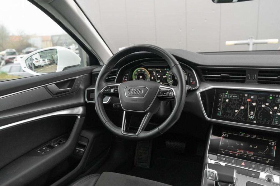 White Audi A6 2021 in Vilnius, with an engine capacity of 2.00 L and mileage of 134 thousand km for 33550 €, photo 13 on AUTOMOTO.COM.LV