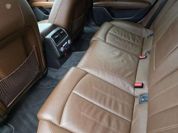 Black Audi A7 Sportback 2011 in Birzai, with an engine capacity of 2.97 L and mileage of 320 thousand km for 10900 €, photo 11 on AUTOMOTO.COM.LV