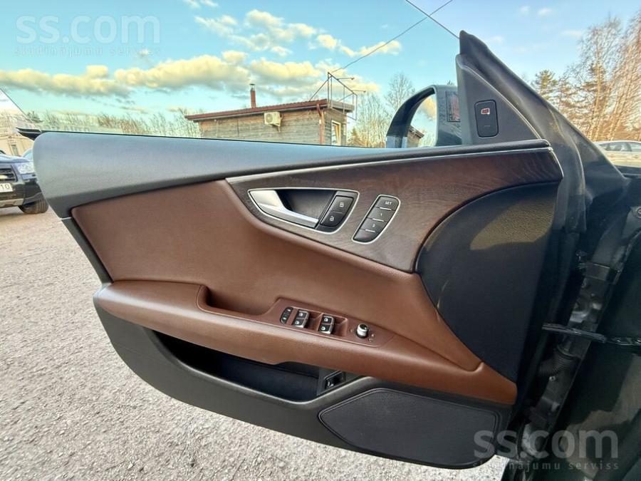 Black Audi A7 Sportback 2011 in Riga, with an engine capacity of 3.00 L and mileage of 0 thousand km for 9550 €, photo 10 on AUTOMOTO.COM.LV