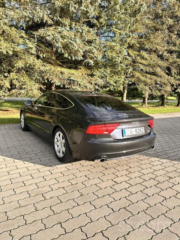 Black Audi A7 Sportback 2011 in Jelgava, with an engine capacity of 3.00 L and mileage of 382 thousand km for 8500 €, photo 4 on AUTOMOTO.COM.LV