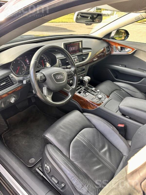 Black Audi A7 Sportback 2011 in Jelgava, with an engine capacity of 3.00 L and mileage of 382 thousand km for 8500 €, photo 6 on AUTOMOTO.COM.LV