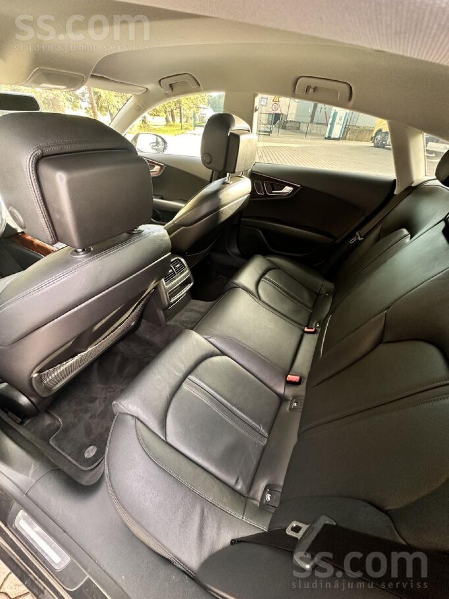 Melns Audi A7 Sportback 2011 Jelgava, ar dzinēja tilpumu 3.00 L un nobraukumu 382 tūkst. km par 8500 €, foto 10 vietnē AUTOMOTO.COM.LV
