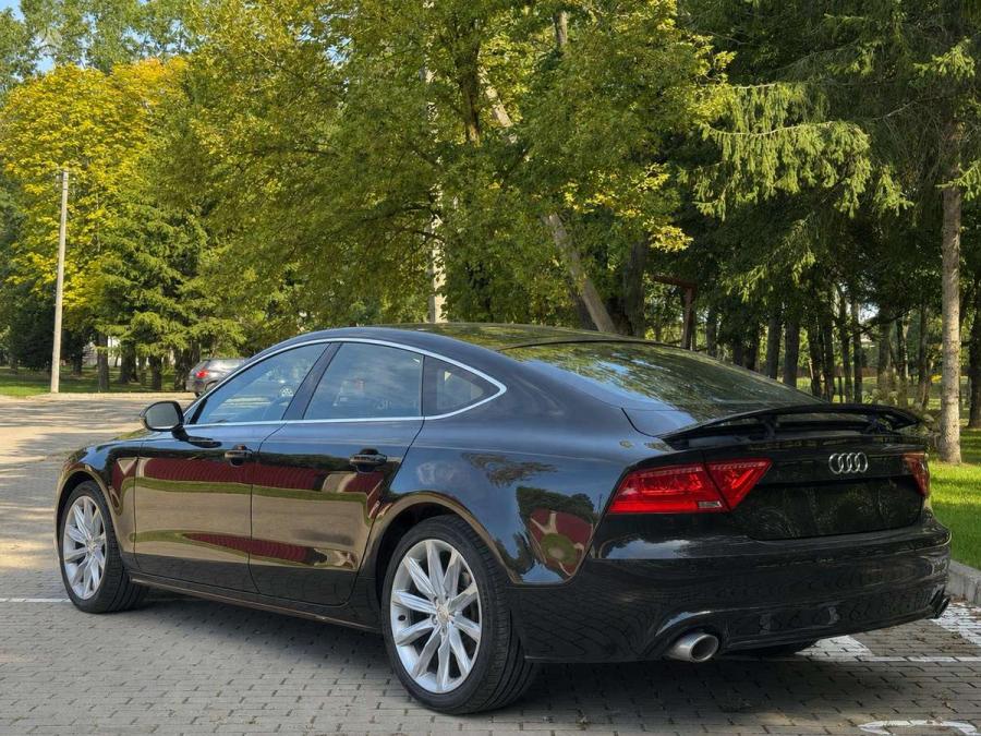 Black Audi A7 Sportback 2011 in Prienai, with an engine capacity of 3.00 L and mileage of 315 thousand km for 13350 €, photo 6 on AUTOMOTO.COM.LV