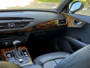 Black Audi A7 Sportback 2011 in Prienai, with an engine capacity of 3.00 L and mileage of 315 thousand km for 13350 €, photo 24 on AUTOMOTO.COM.LV