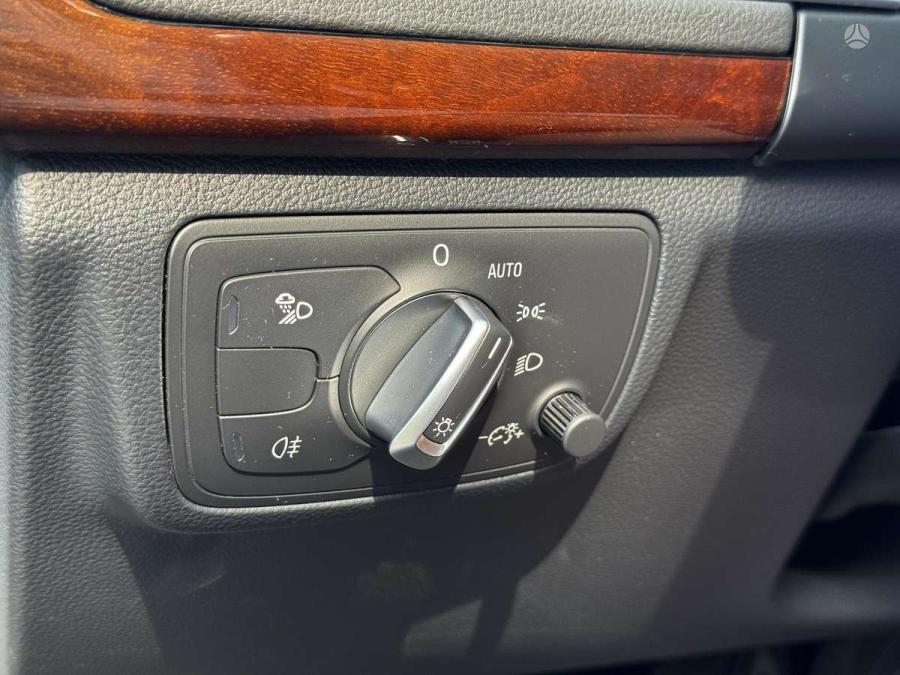 Black Audi A7 Sportback 2011 in Prienai, with an engine capacity of 3.00 L and mileage of 315 thousand km for 13350 €, photo 32 on AUTOMOTO.COM.LV