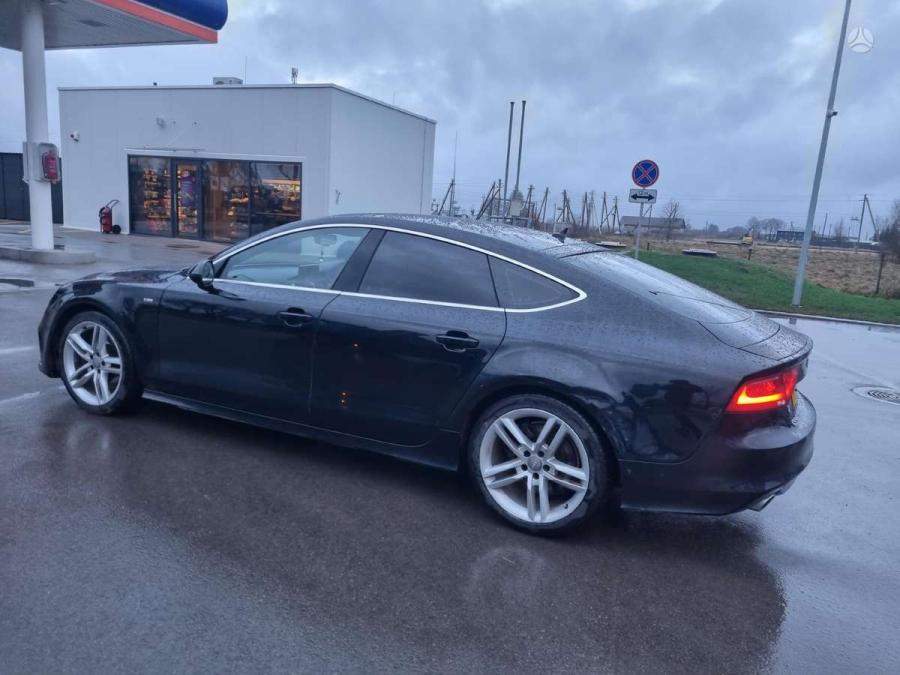 Black Audi A7 Sportback 2012 in Taurage, with an engine capacity of 3.00 L and mileage of 200 thousand km for 4700 €, photo 28 on AUTOMOTO.COM.LV