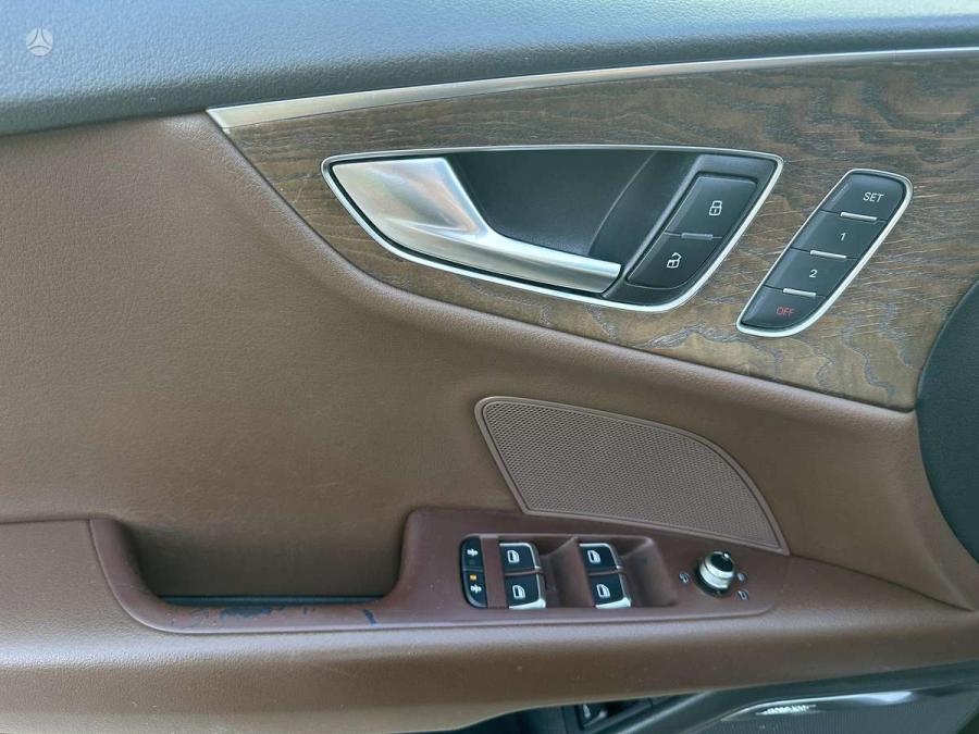 Melns Audi A7 Sportback 2012 Kauņa, ar dzinēja tilpumu 3.00 L un nobraukumu 267 tūkst. km par 13200 €, foto 20 vietnē AUTOMOTO.COM.LV
