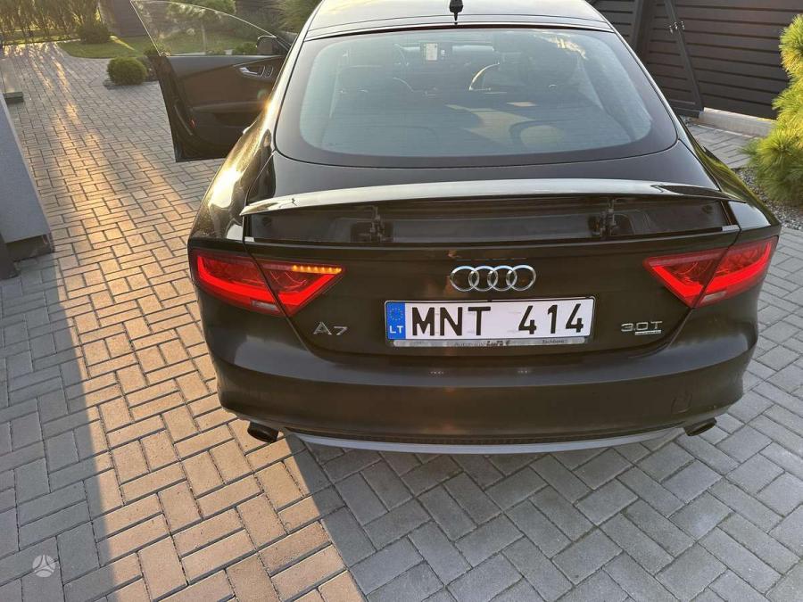 Melns Audi A7 Sportback 2012 Kauņa, ar dzinēja tilpumu 3.00 L un nobraukumu 267 tūkst. km par 13200 €, foto 23 vietnē AUTOMOTO.COM.LV