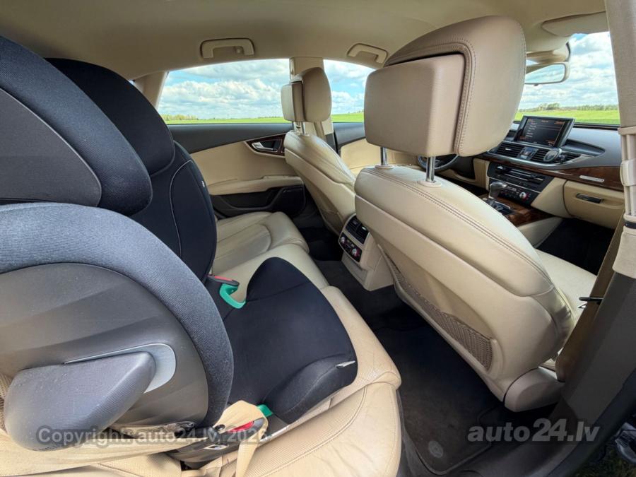 Melns Audi A7 Sportback 2010 Tallina, ar dzinēja tilpumu 3.00 L un nobraukumu 269 tūkst. km par 12500 €, foto 16 vietnē AUTOMOTO.COM.LV