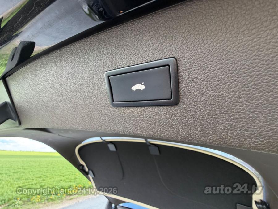 Melns Audi A7 Sportback 2010 Tallina, ar dzinēja tilpumu 3.00 L un nobraukumu 269 tūkst. km par 12500 €, foto 18 vietnē AUTOMOTO.COM.LV