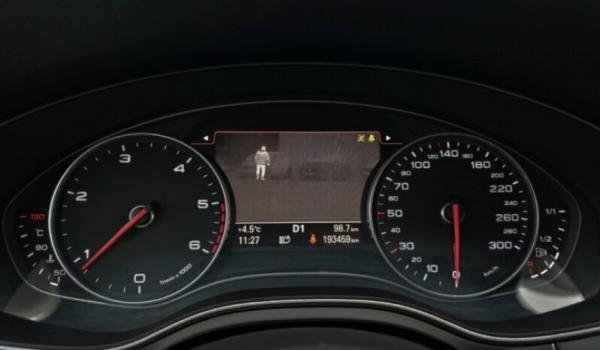 Black Audi A7 Sportback 2010 in Riga, with an engine capacity of 3.00 L and mileage of 193 thousand km for 16490 €, photo 1 on AUTOMOTO.COM.LV