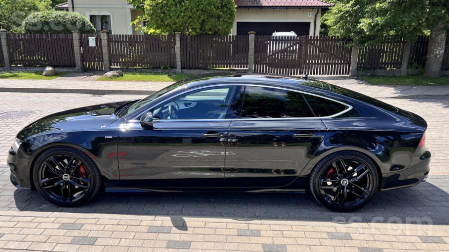 Black Audi A7 Sportback 2011 in Riga, with an engine capacity of 3.00 L and mileage of 255 thousand km for 16800 €, photo 4 on AUTOMOTO.COM.LV