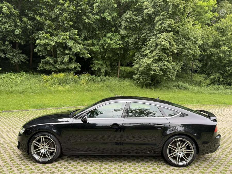 Black Audi A7 Sportback 2011 in Vilnius, with an engine capacity of 3.00 L and mileage of 295 thousand km for 11300 €, photo 47 on AUTOMOTO.COM.LV