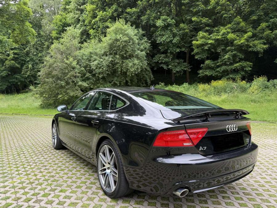 Black Audi A7 Sportback 2011 in Vilnius, with an engine capacity of 3.00 L and mileage of 295 thousand km for 11300 €, photo 49 on AUTOMOTO.COM.LV