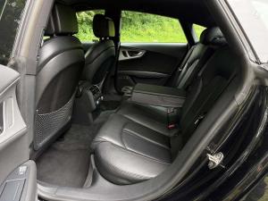Black Audi A7 Sportback 2011 in Vilnius, with an engine capacity of 3.00 L and mileage of 295 thousand km for 11300 €, photo 28 on AUTOMOTO.COM.LV