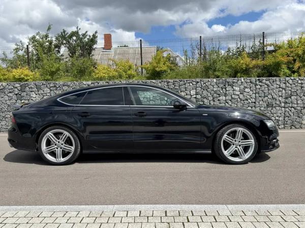 Black Audi A7 Sportback 2011 in Rezekne, with an engine capacity of 3.00 L and mileage of 258 thousand km for 13700 €, photo 4 on AUTOMOTO.COM.LV