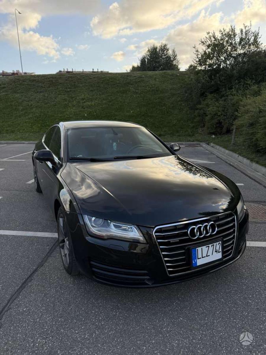 Black Audi A7 Sportback 2011 in Vilnius, with an engine capacity of 3.00 L and mileage of 255 thousand km for 9800 €, photo 1 on AUTOMOTO.COM.LV