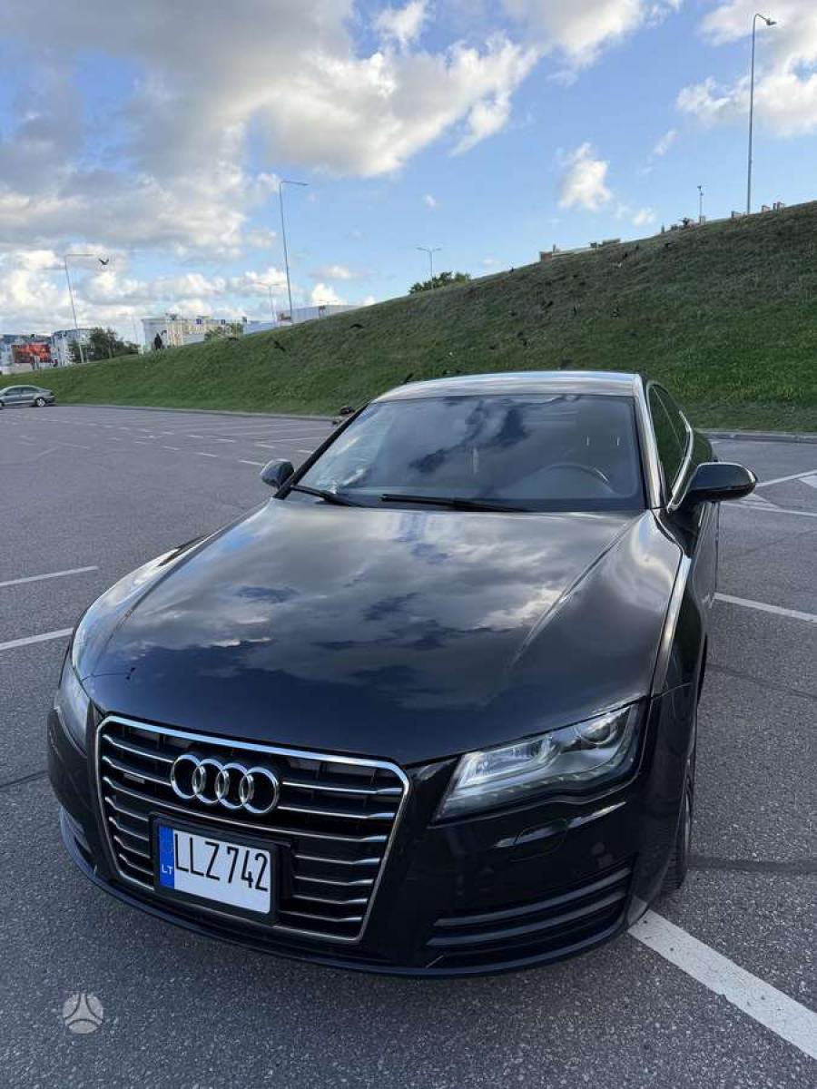 Black Audi A7 Sportback 2011 in Vilnius, with an engine capacity of 3.00 L and mileage of 255 thousand km for 9800 €, photo 3 on AUTOMOTO.COM.LV