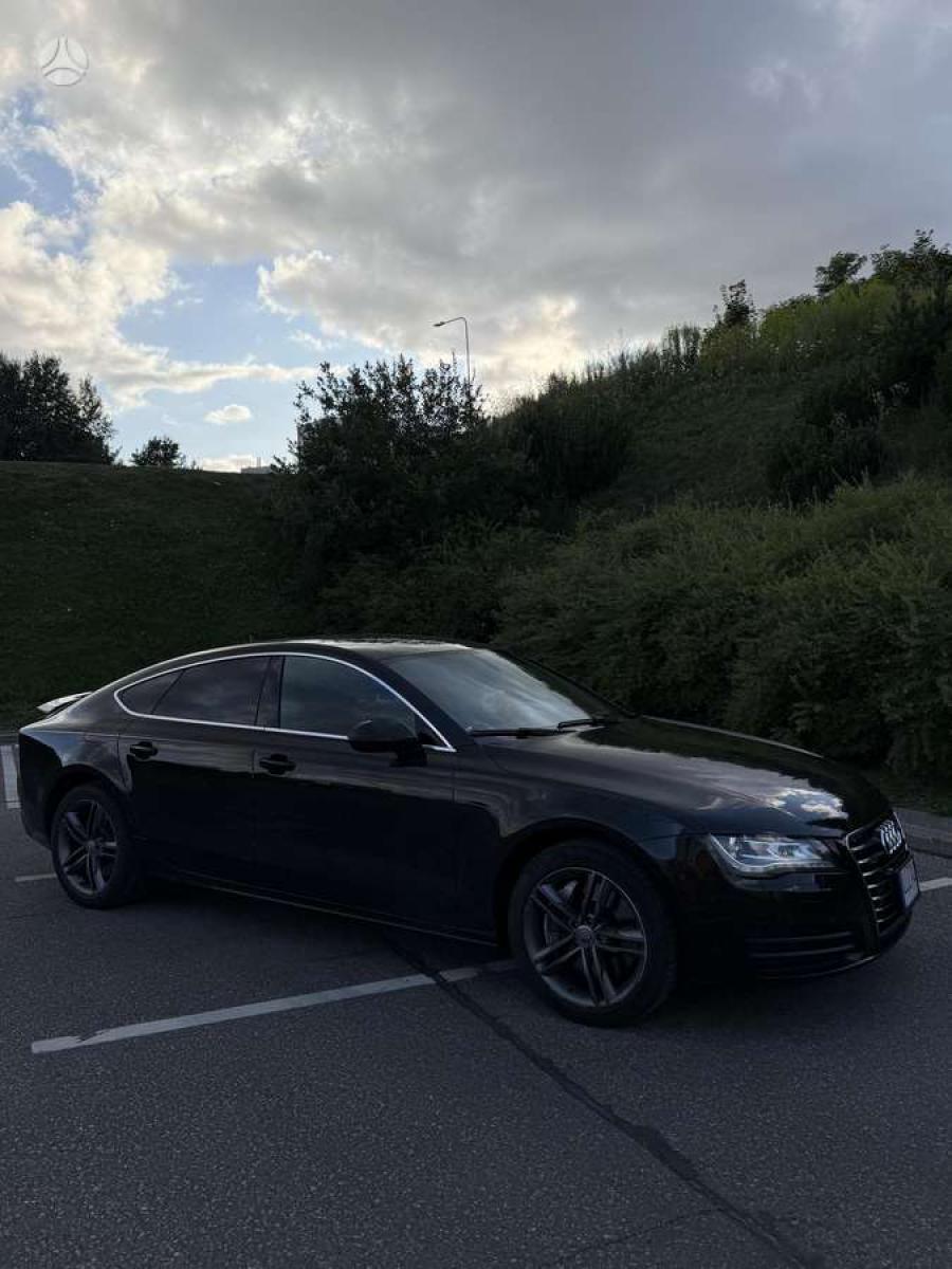 Black Audi A7 Sportback 2011 in Vilnius, with an engine capacity of 3.00 L and mileage of 255 thousand km for 9800 €, photo 8 on AUTOMOTO.COM.LV