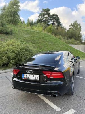 Black Audi A7 Sportback 2011 in Vilnius, with an engine capacity of 3.00 L and mileage of 255 thousand km for 9800 €, photo 12 on AUTOMOTO.COM.LV