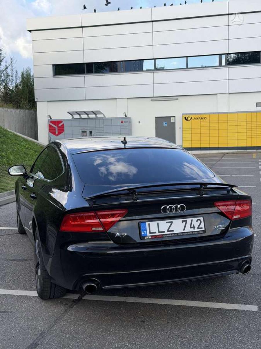 Black Audi A7 Sportback 2011 in Vilnius, with an engine capacity of 3.00 L and mileage of 255 thousand km for 9800 €, photo 13 on AUTOMOTO.COM.LV