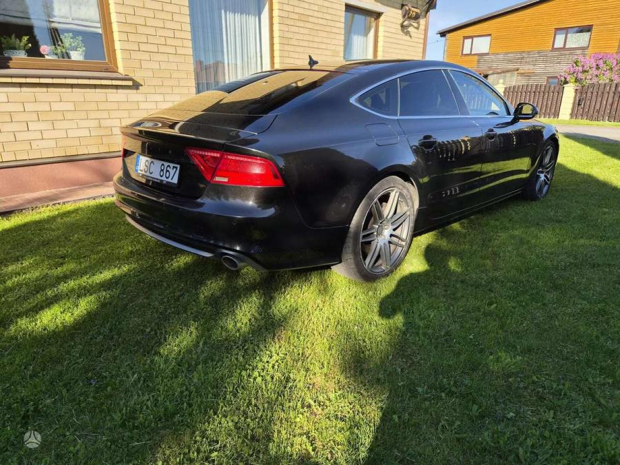 Melns Audi A7 Sportback 2011 Kauņa, ar dzinēja tilpumu 2.97 L un nobraukumu 272 tūkst. km par 11000 €, foto 3 vietnē AUTOMOTO.COM.LV