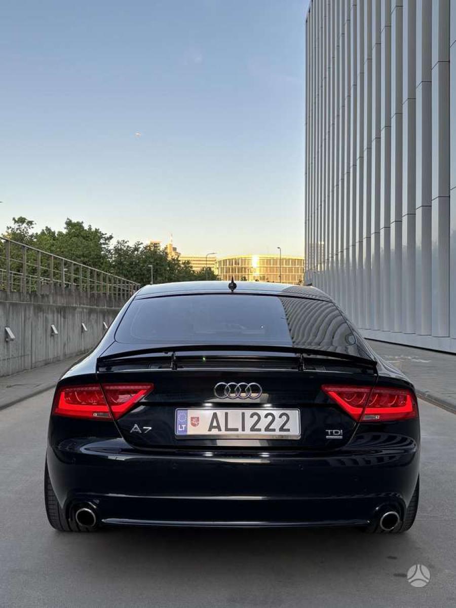 Melns Audi A7 Sportback 2011 Viļņa, ar dzinēja tilpumu 2.97 L un nobraukumu 290 tūkst. km par 14500 €, foto 13 vietnē AUTOMOTO.COM.LV