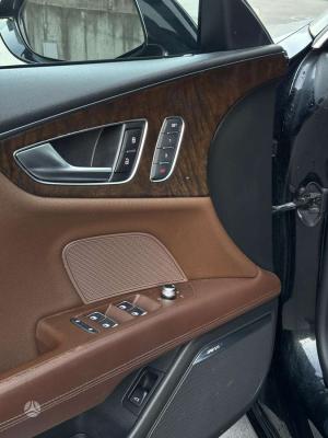 Melns Audi A7 Sportback 2011 Viļņa, ar dzinēja tilpumu 2.97 L un nobraukumu 290 tūkst. km par 14500 €, foto 25 vietnē AUTOMOTO.COM.LV