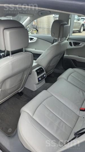 Black Audi A7 Sportback 2011 in Riga, with an engine capacity of 3.00 L and mileage of 305 thousand km for 11490 €, photo 10 on AUTOMOTO.COM.LV