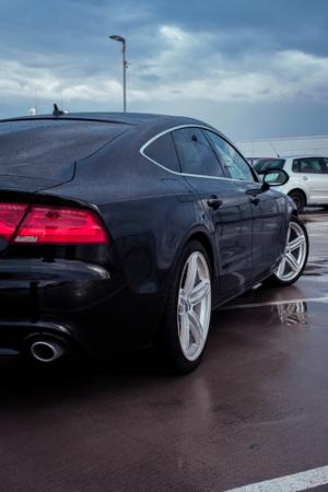 Melns Audi A7 Sportback 2011 Tallina, ar dzinēja tilpumu 0.00 L un nobraukumu 272 tūkst. km par 13500 €, foto 5 vietnē AUTOMOTO.COM.LV