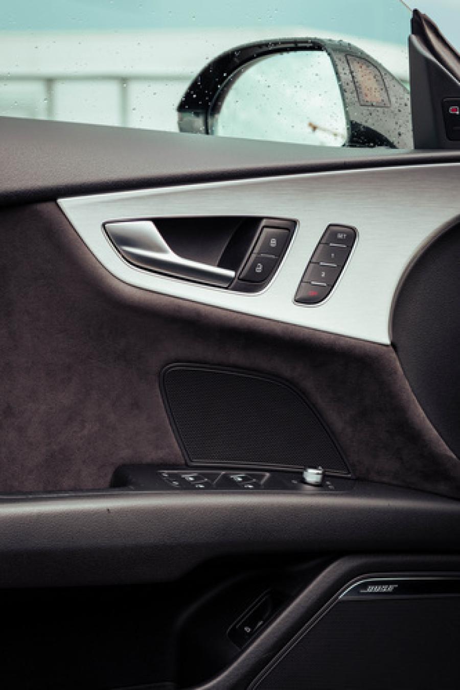 Melns Audi A7 Sportback 2011 Tallina, ar dzinēja tilpumu 0.00 L un nobraukumu 272 tūkst. km par 13500 €, foto 15 vietnē AUTOMOTO.COM.LV