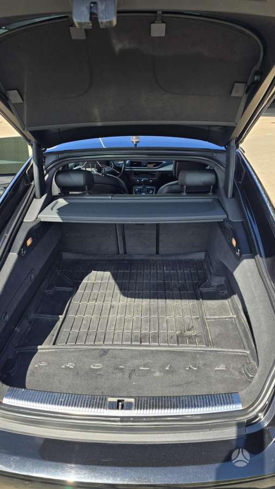 Black Audi A7 Sportback 2012 in Vilnius, with an engine capacity of 2.97 L and mileage of 235 thousand km for 12900 €, photo 10 on AUTOMOTO.COM.LV