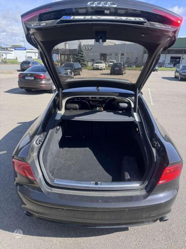 Audi A7 Sportback 2012 Klaipėda vietnē Melns Audi A7 Sportback 2012 Klaipėda, ar dzinēja tilpumu 3.00 L un nobraukumu 227 tūkst. km par 8200 €, foto 7 vietnē AUTOMOTO.COM.LV