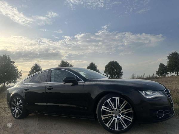 Black Audi A7 Sportback 2013 in Jonava, with an engine capacity of 2.97 L and mileage of 289 thousand km for 15800 €, photo 3 on AUTOMOTO.COM.LV
