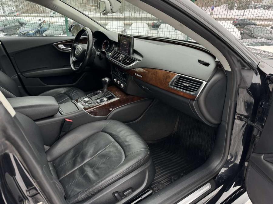 Black Audi A7 Sportback 2013 in Vilnius, with an engine capacity of 3.00 L and mileage of 218 thousand km for 11700 €, photo 12 on AUTOMOTO.COM.LV
