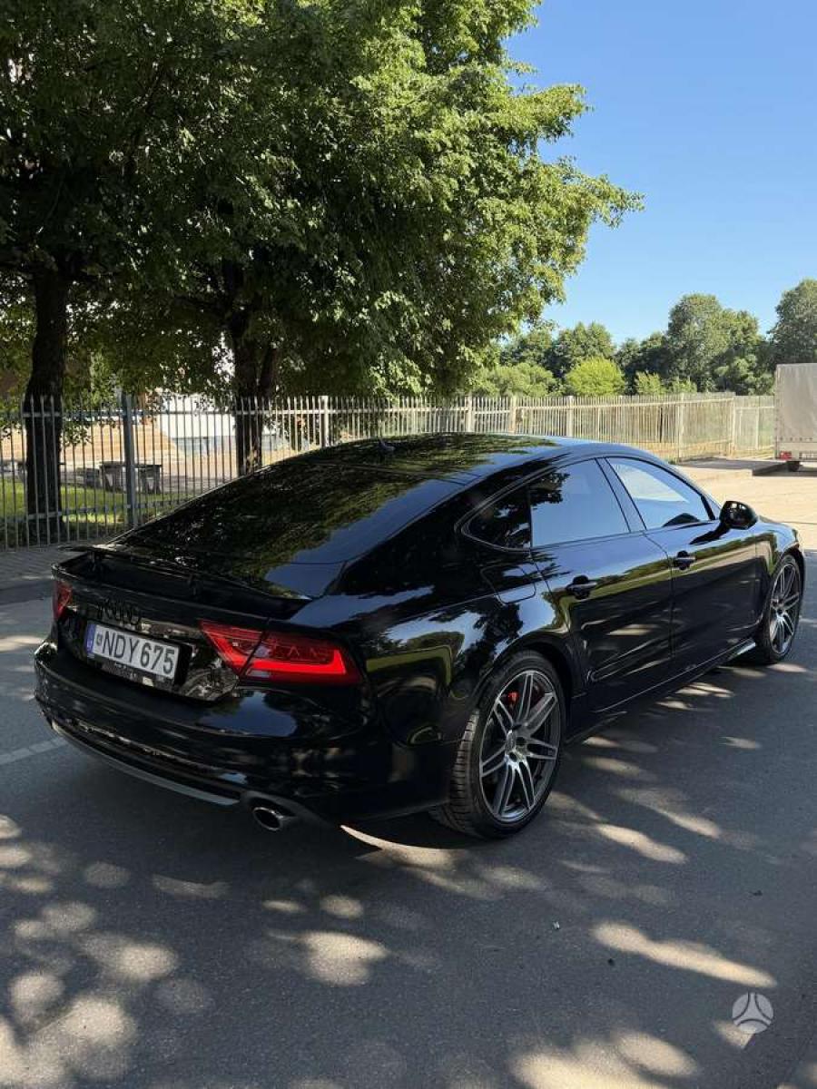 Black Audi A7 Sportback 2013 in Jonava, with an engine capacity of 2.97 L and mileage of 328 thousand km for 16399 €, photo 6 on AUTOMOTO.COM.LV