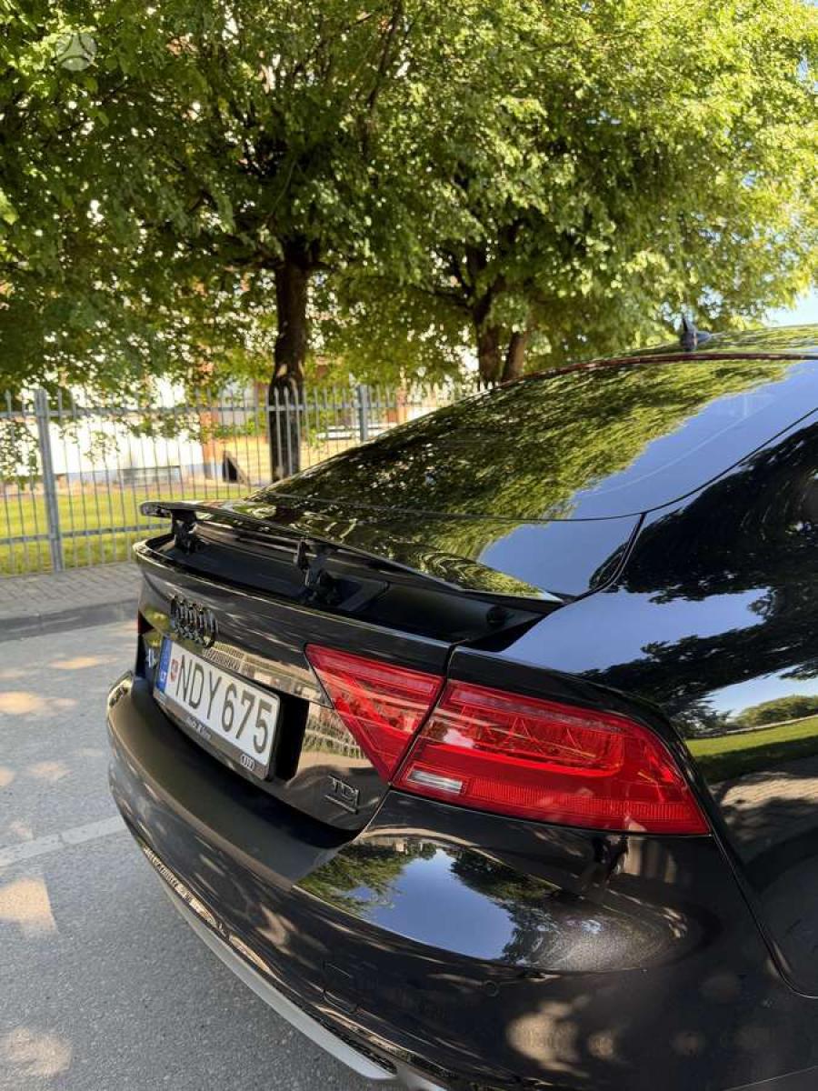 Black Audi A7 Sportback 2013 in Jonava, with an engine capacity of 2.97 L and mileage of 328 thousand km for 16399 €, photo 7 on AUTOMOTO.COM.LV