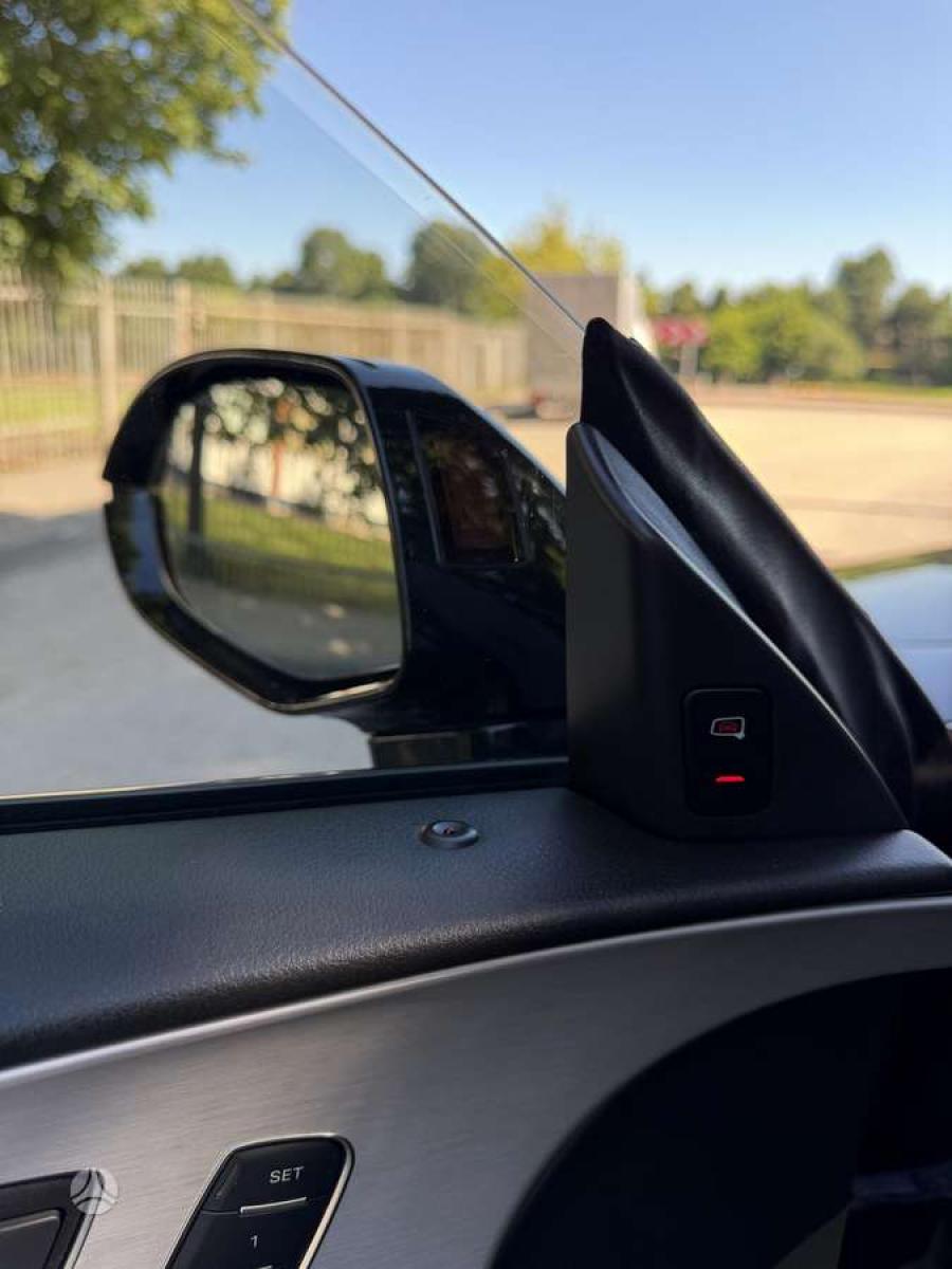 Black Audi A7 Sportback 2013 in Jonava, with an engine capacity of 2.97 L and mileage of 328 thousand km for 16399 €, photo 17 on AUTOMOTO.COM.LV