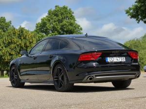 Melns Audi A7 Sportback 2013 Grobiņa, ar dzinēja tilpumu 3.00 L un nobraukumu 305 tūkst. km par 16200 €, foto 5 vietnē AUTOMOTO.COM.LV