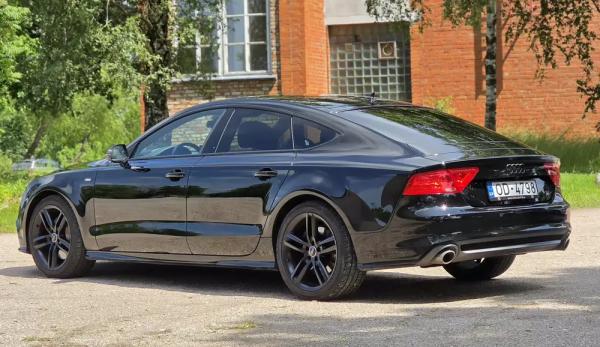 Black Audi A7 Sportback 2013 in Grobiņa, with an engine capacity of 3.00 L and mileage of 305 thousand km for 16200 €, photo 8 on AUTOMOTO.COM.LV