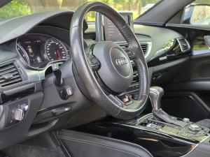 Melns Audi A7 Sportback 2013 Grobiņa, ar dzinēja tilpumu 3.00 L un nobraukumu 305 tūkst. km par 16200 €, foto 13 vietnē AUTOMOTO.COM.LV